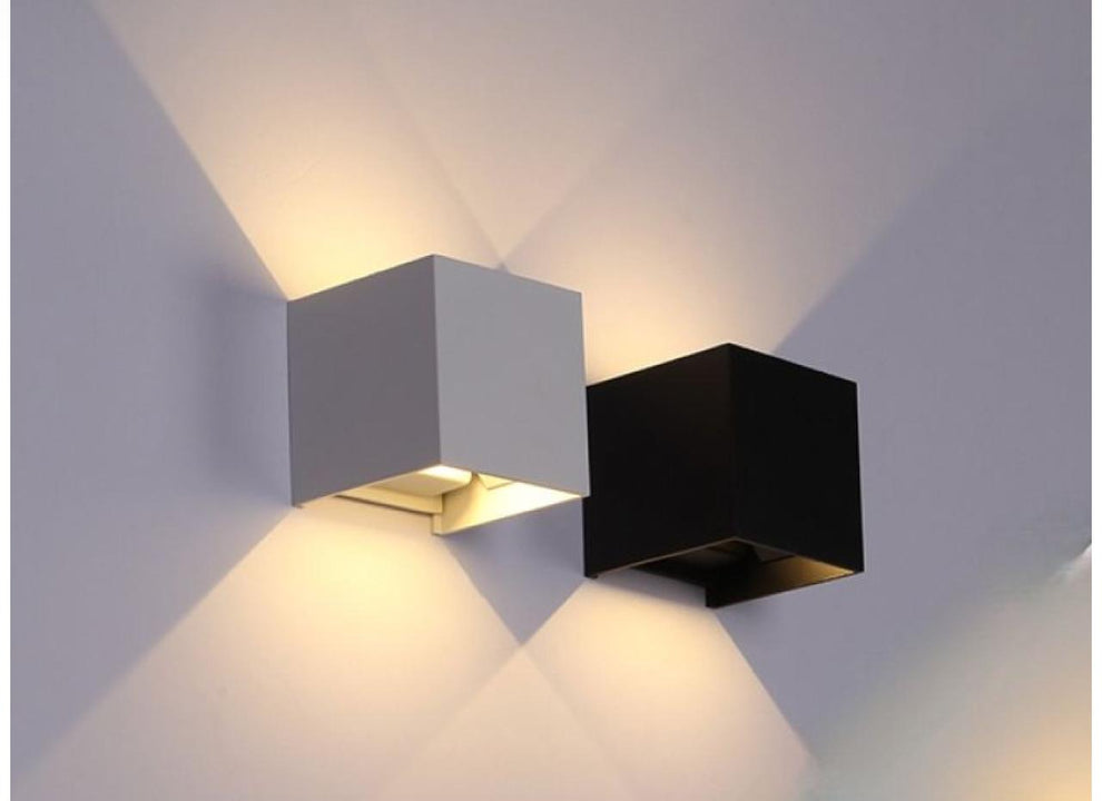 Up & Down – Alpha Modern Lighting